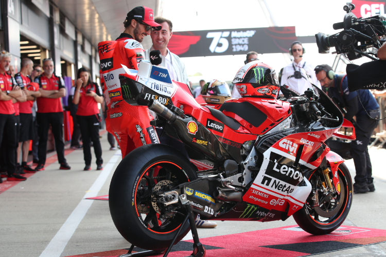 Bagnaia - Paddock GP