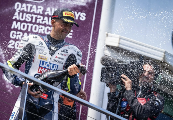 Moto2 Australia - Senna Agius, in tears on the podium: "I'm still ...