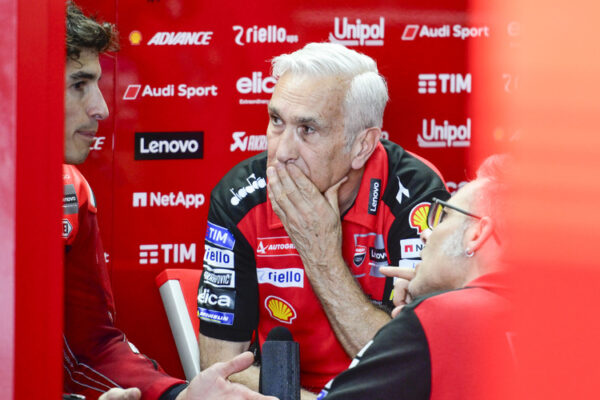 MotoGP，Davide Tardozzi：“Marc Marquez的伤势相当严重，但我们希望他能在瓦伦西亚复出”——Paddock GP