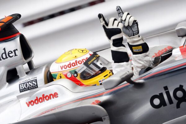 F1 : Lewis Hamilton face au temps qui passe : le pari incertain de 2026 ...
