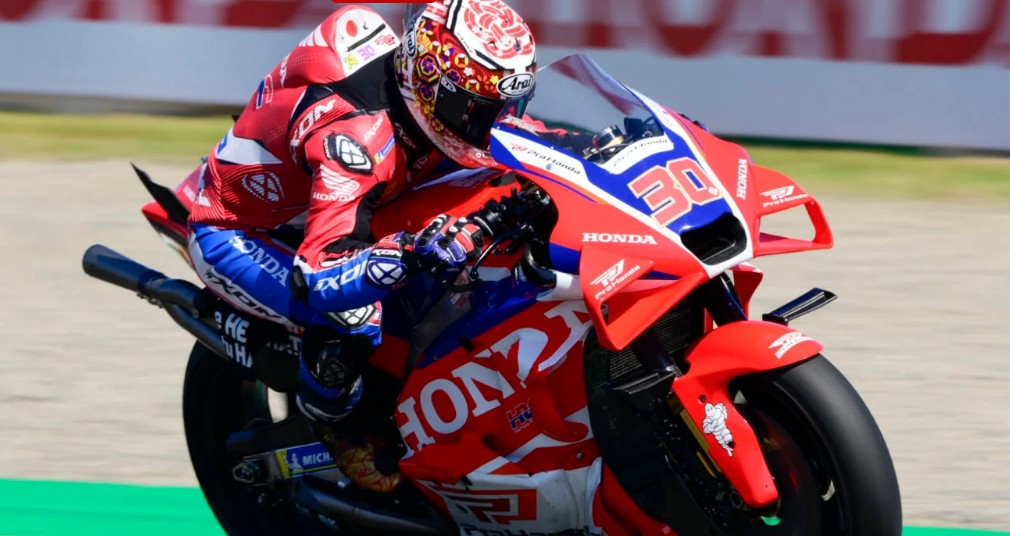 Honda 850 - Paddock GP