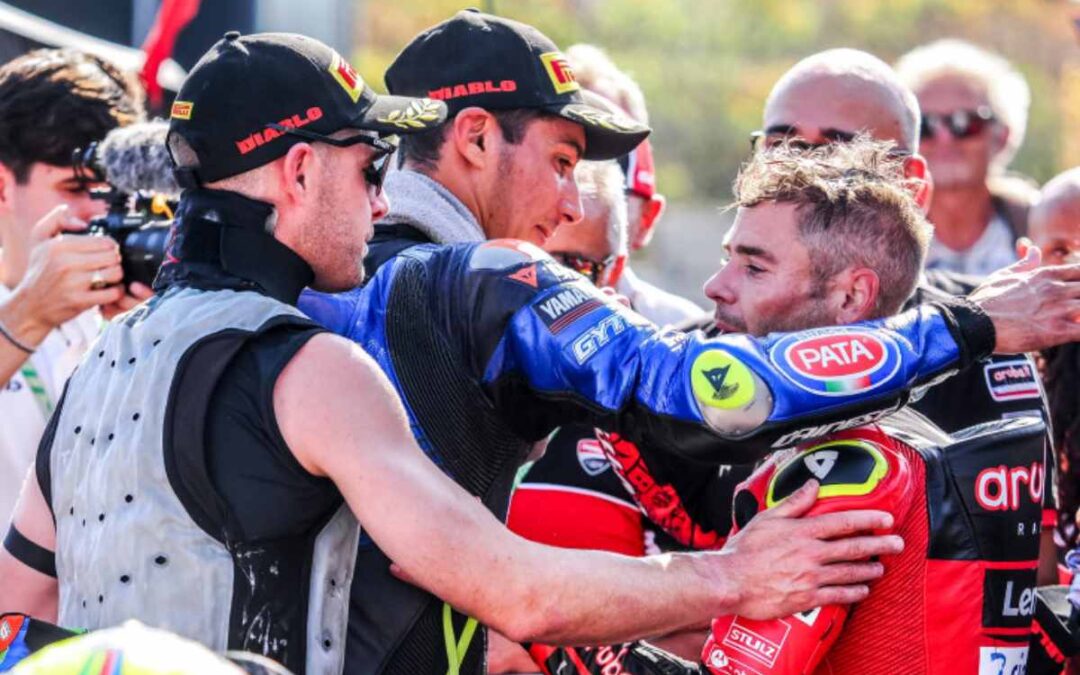 Alvaro-Bautista-Toprak-Razgatlioglu - Paddock GP