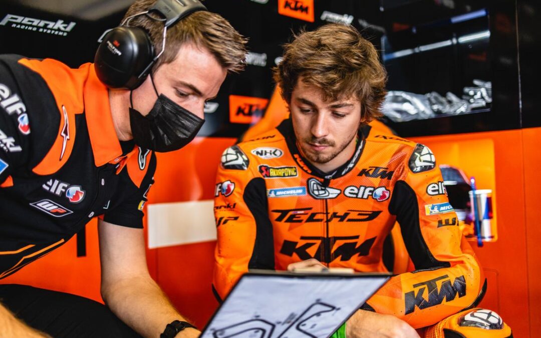 Crew_Chief_Tech3 - Paddock GP