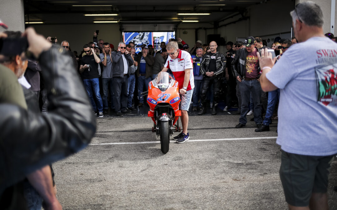 SRC concert - Paddock GP