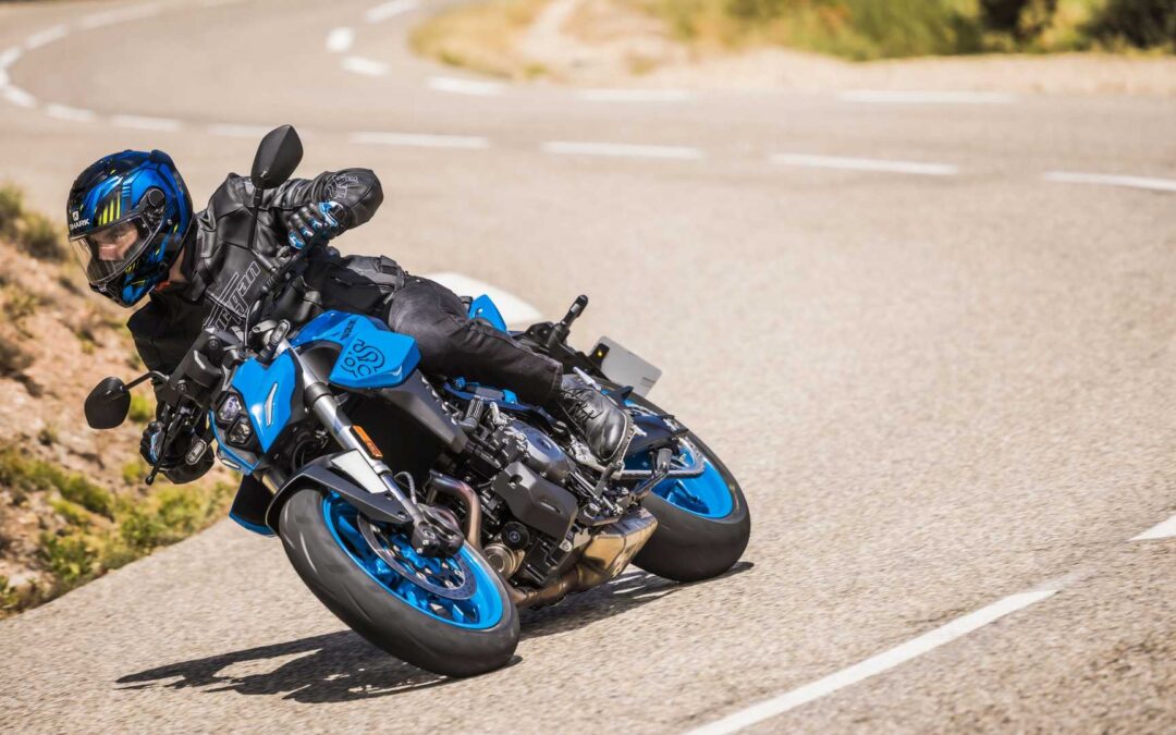 Suzuki_GSX-8S_3 - Paddock GP