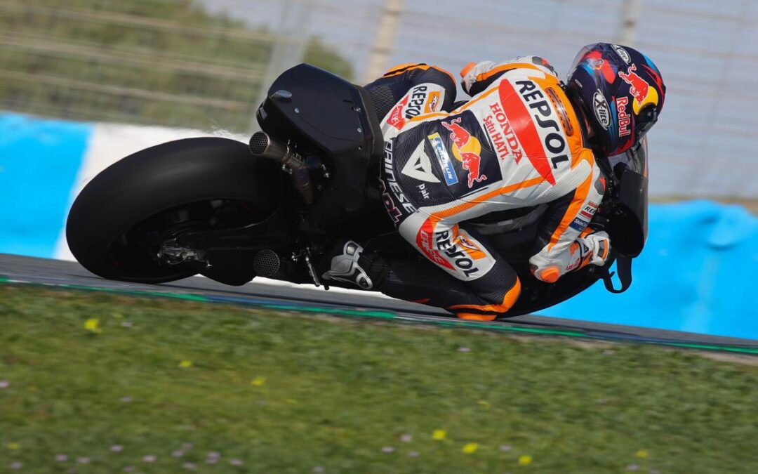 bradl 3 - Paddock GP