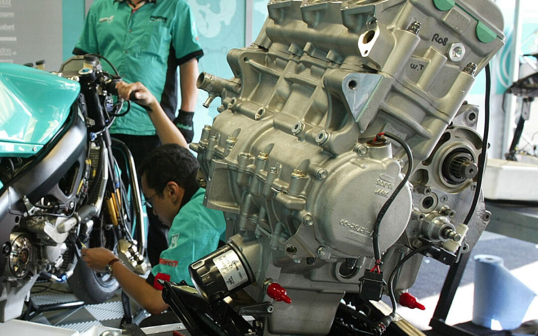 petronas fp1 - Paddock GP