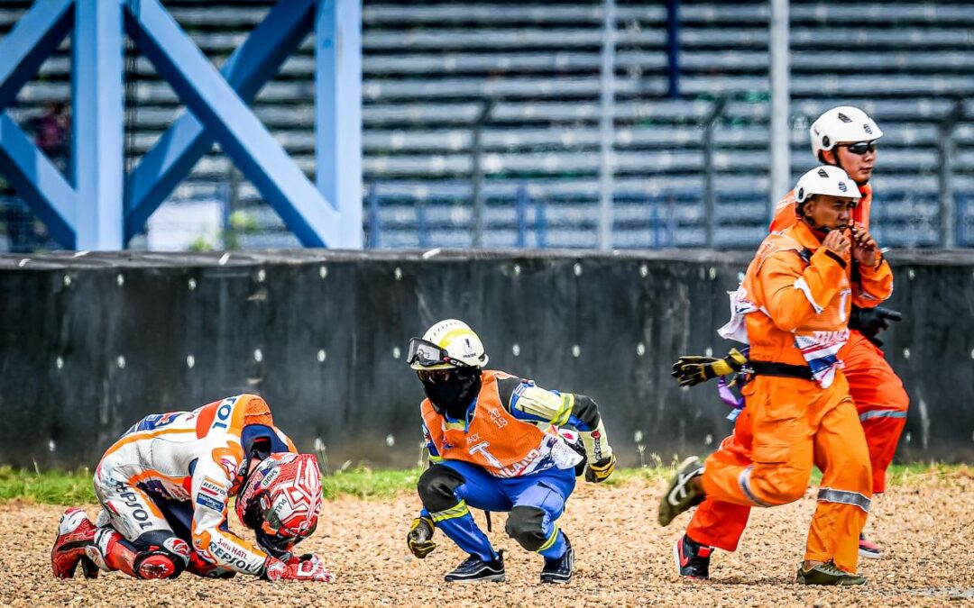 te1_0797.big - Paddock GP